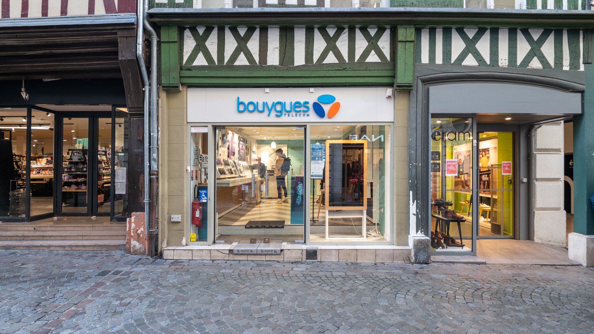 Boutique BOUYGUES TELECOM ROUEN GROS HORLOGE : France, Rouen| Horaires ...
